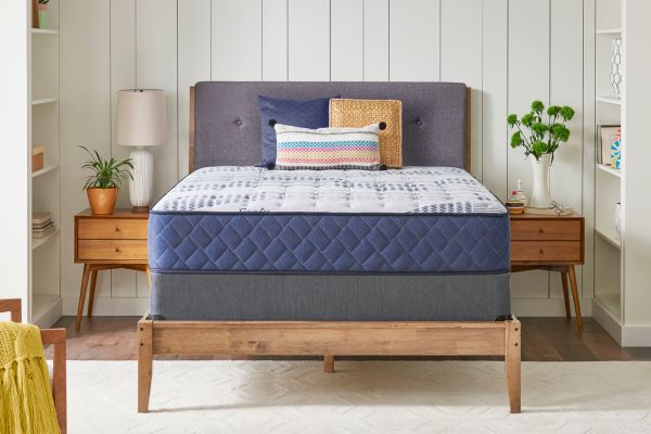 Full Size Mattresses at Gardner-White