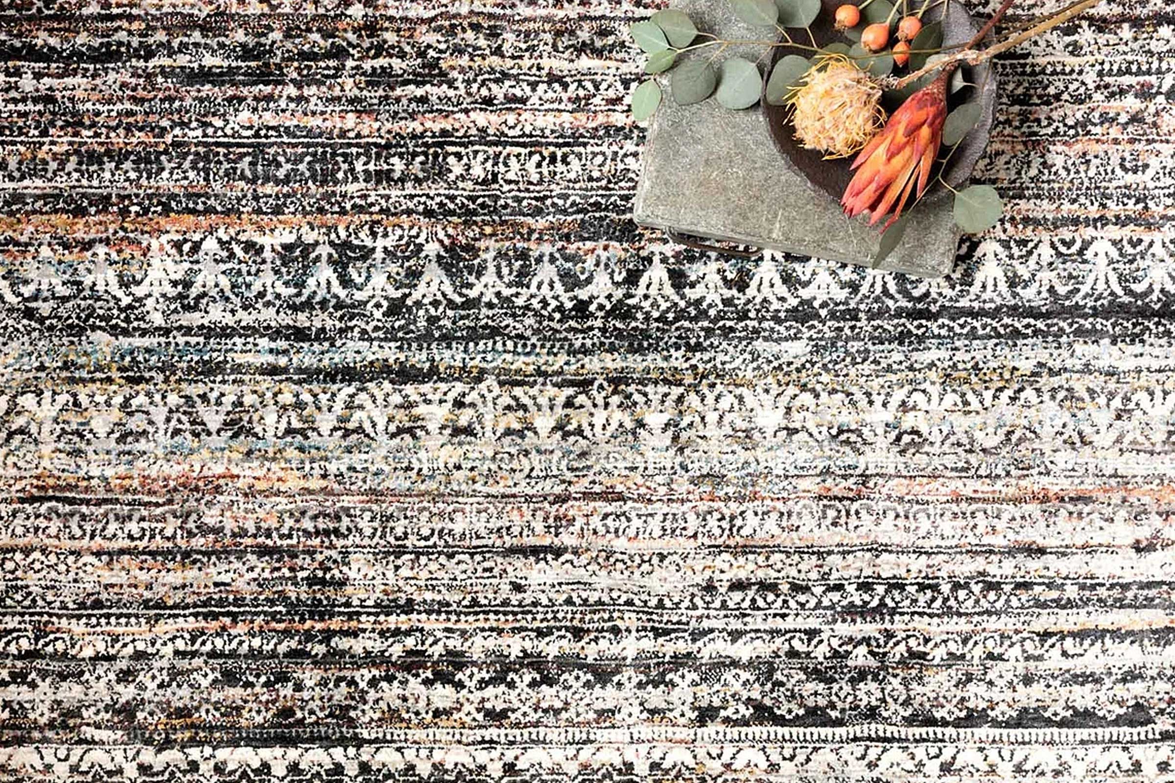 Theia 5x8 Area Rug by Loloi at Gardner-White