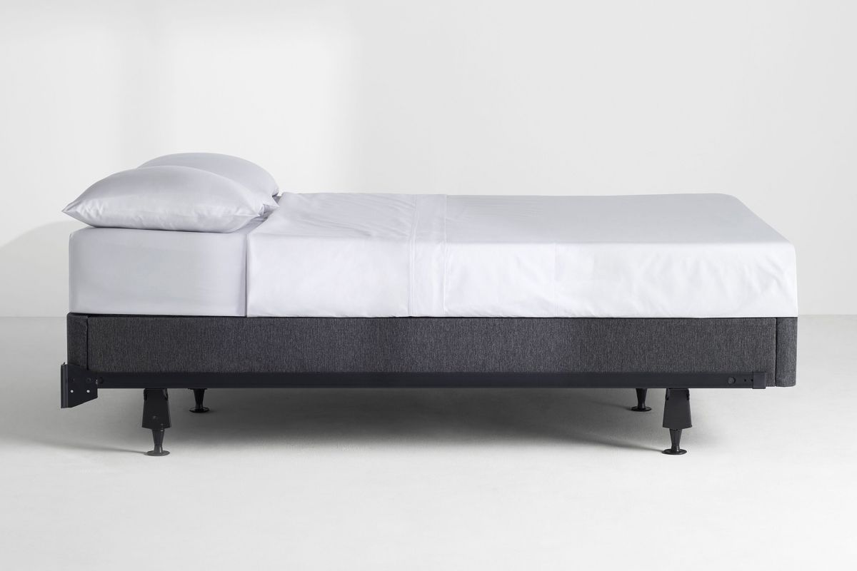 Casper Standard King Foundation at Gardner-White