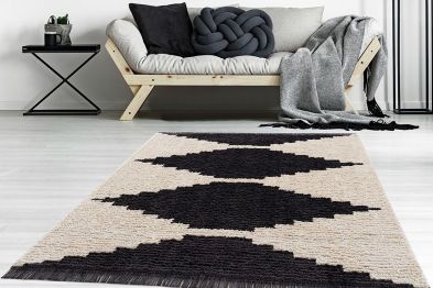Amanda Black & Ivory 5'x7' Modern Area Rug at Gardner-White