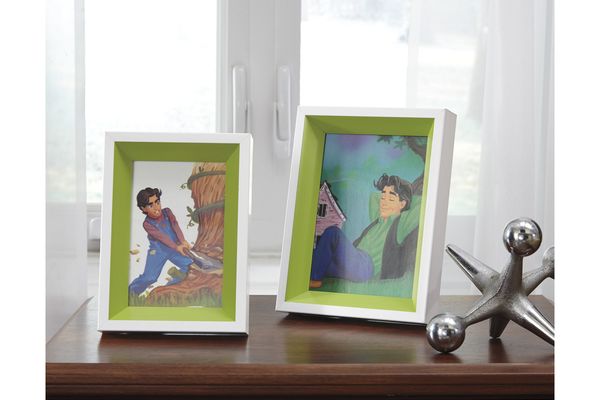 Obie Photo Frames Set of 2 in White/Green by Ashley at Gardner-White