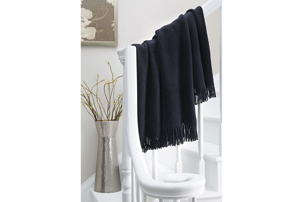 Shiloh Throw in Black by Ashley at Gardner-White